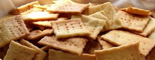 Crackers - biscuiti crocanti deliciosi | Calatoriile si arta culinara a ...